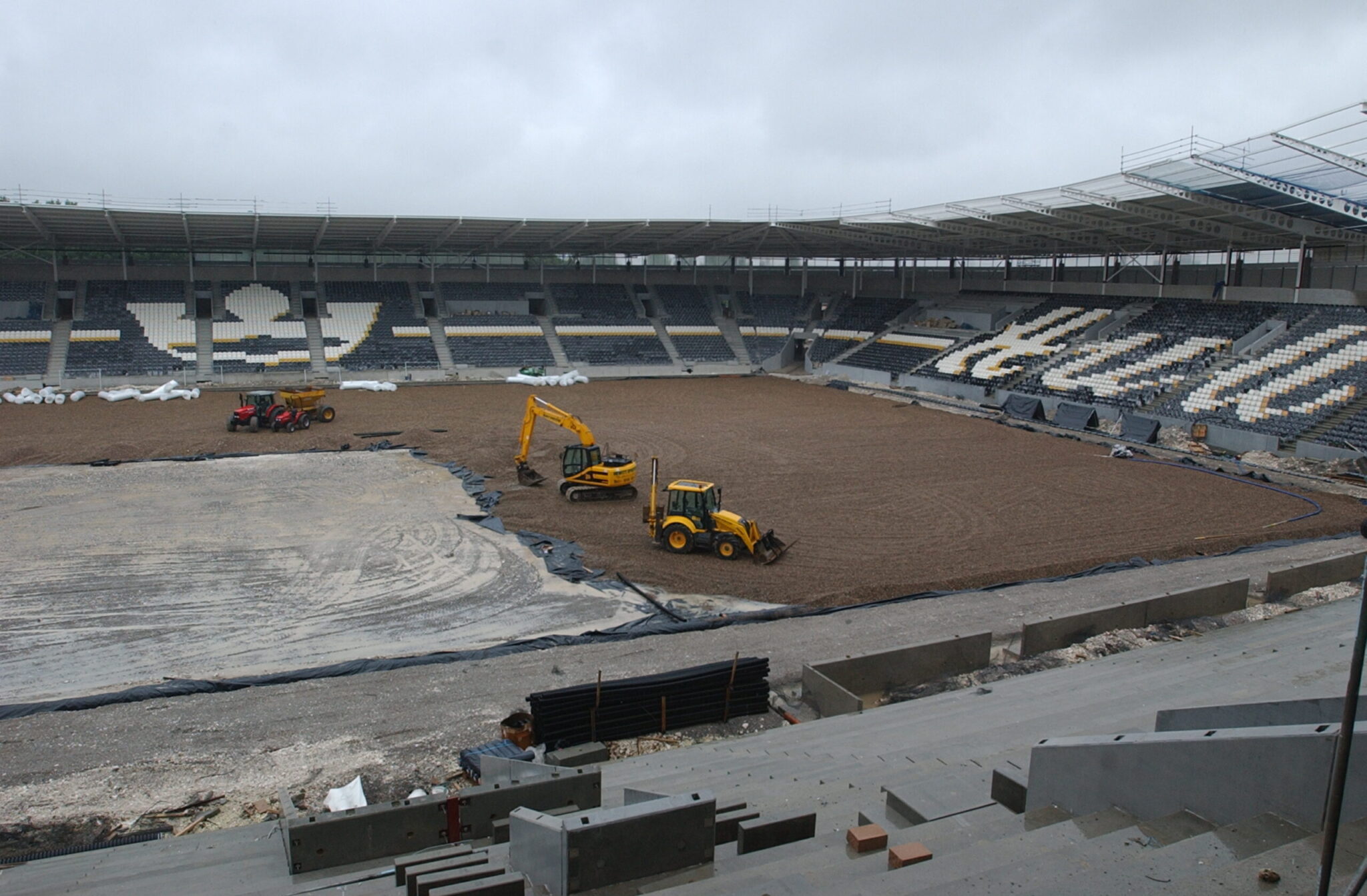 Watch the video: Celebrating 20 years of the MKM Stadium - Hull CC News