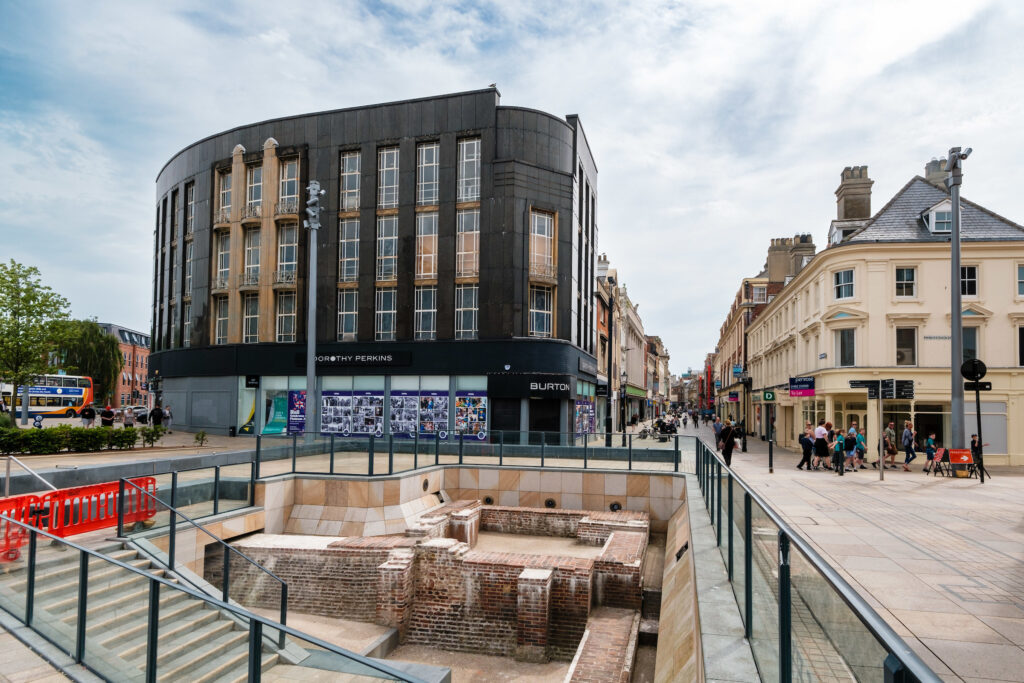 Huge investment boost for former Burton building – Hull CC News