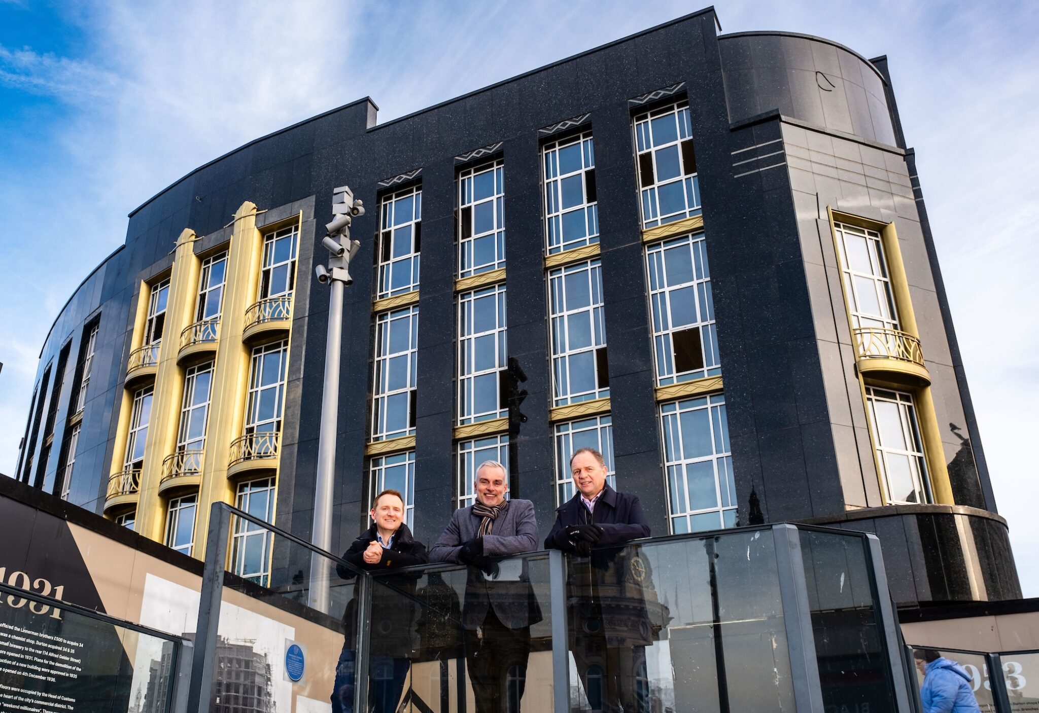 Restoration of landmark Hull building unveiled as scaffolding comes ...