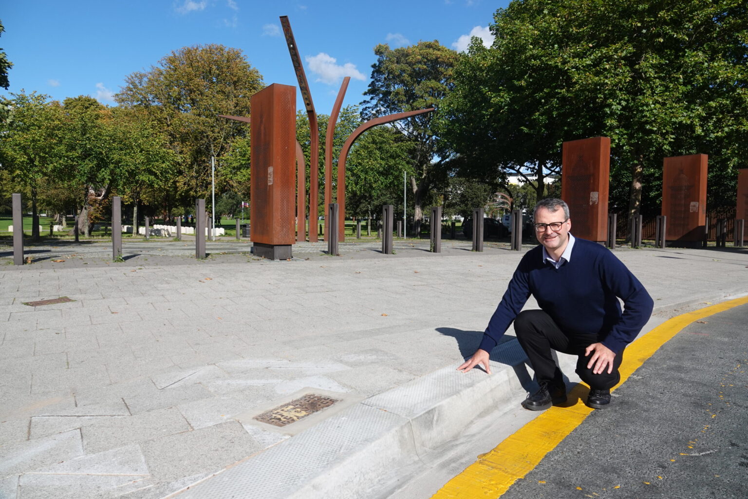 Council invests to improve 100 city bus stops – Hull CC News